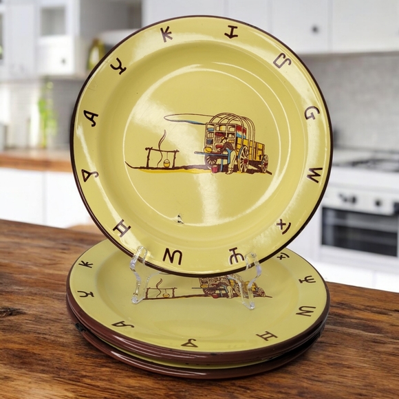 Monterrey | Dining | 4 Vintage Monterrey Western Ware Enamelware Plate ...